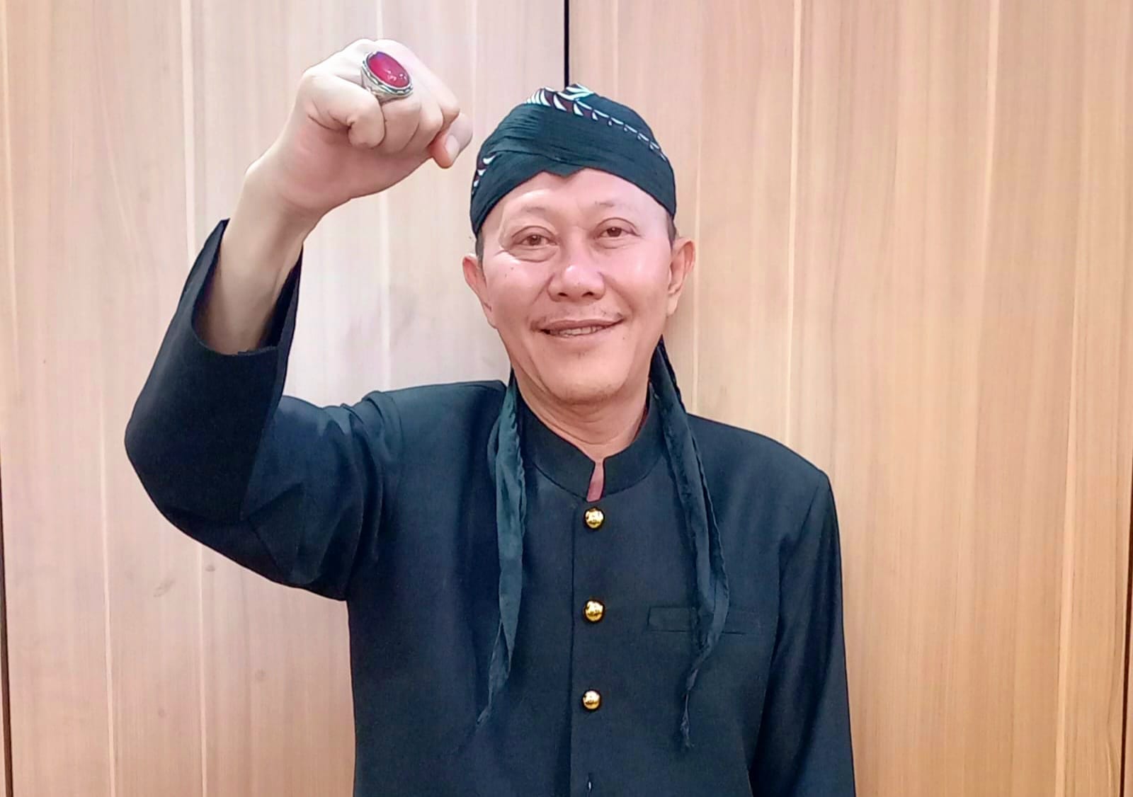 Ketua PSHT Pemalang Ambil Formulir Bakal Calon Bupati, Siap Maju di ... Ketua PSHT Pemalang Ambil Formulir Bakal Calon Bupati, Siap Maju di ...